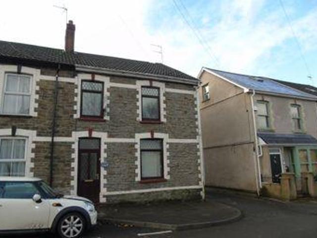 3 Bedrooms End terrace house for sale in Station Terrace, Pontyclun CF72