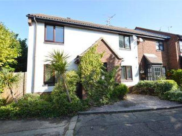 3 Bedrooms End terrace house for sale in The Drakes, Shoeburyness, Southend On Sea, Essex SS3