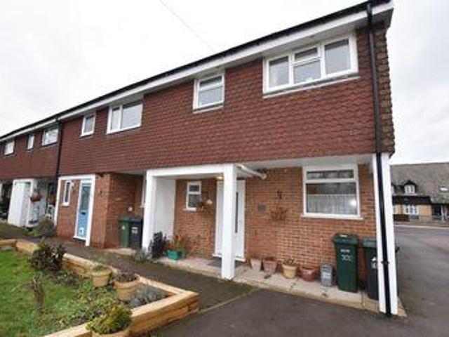 3 Bedrooms End terrace house for sale in Toms Lane, Bedmond, Abbots Langley WD5