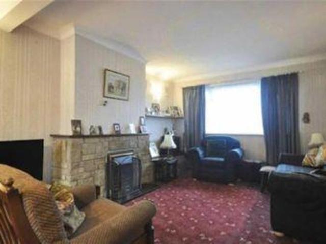 3 Bedrooms End terrace house for sale in Valence Aveune, Dagenham, Essex RM8