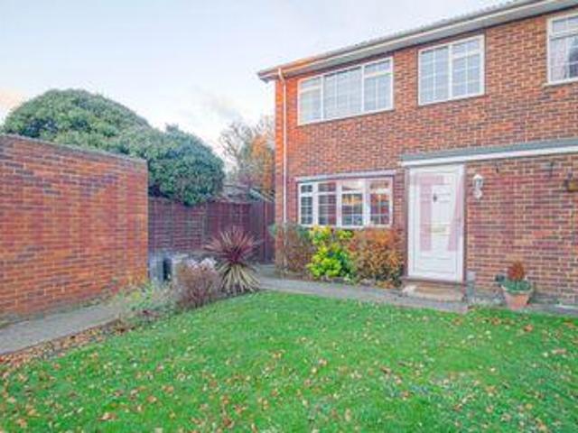 3 Bedrooms End terrace house for sale in Vineries Close, West Drayton UB7