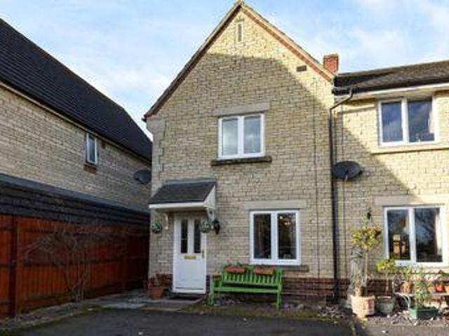 3 Bedrooms End terrace house for sale in Woodpecker Close, Bicester OX26