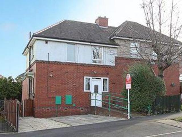 3 Bedrooms End terrace house for sale in Woodrove Avenue, Sheffield, South Yorkshire S13
