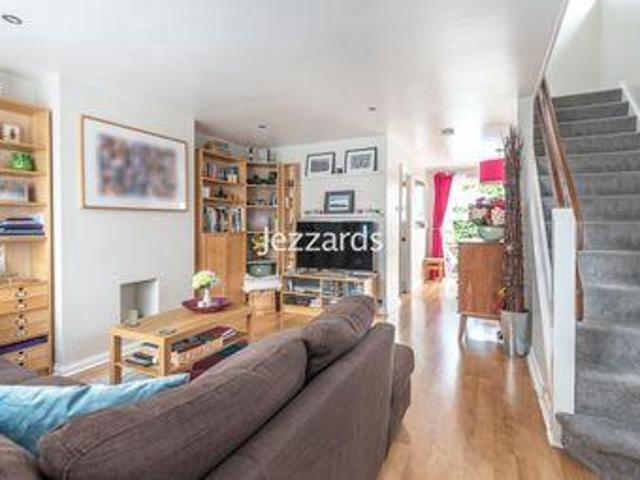 3 Bedrooms End terrace house for sale in Wordsworth Road, Hampton TW12