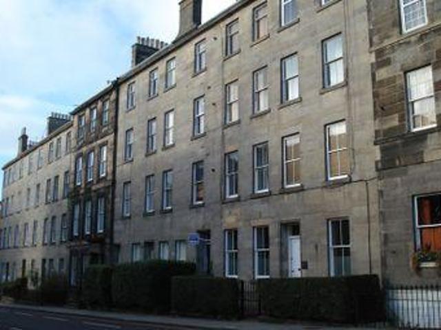 3 Bedrooms Flat for rent in 116 Lauriston Place, Edinburgh EH3
