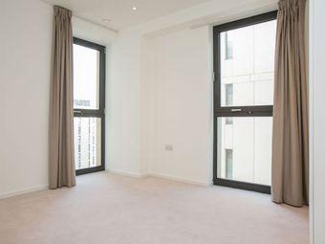 3 Bedrooms Flat for rent in 12, Anthems Way, London E20