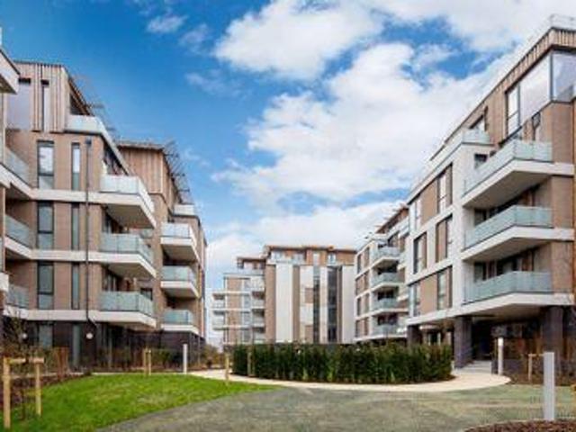 3 Bedrooms Flat for rent in 16 Quebec Way, London SE16
