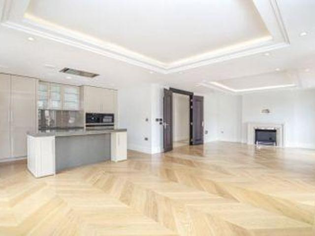 3 Bedrooms Flat for rent in 190 Strand, London WC2R