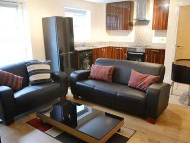 3 Bedrooms Flat for rent in 1 Bella Court, Wilford Road, Ruddington, Nottingham NG11