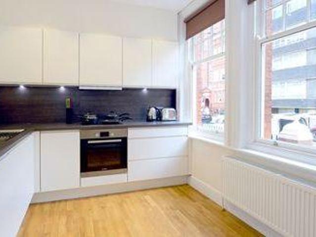 3 Bedrooms Flat for rent in 290 King Street, Ravenscourt Park, London W6
