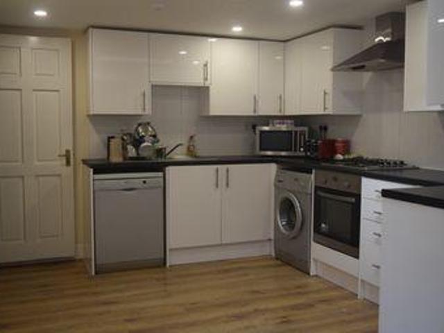 3 Bedrooms Flat for rent in 322B Trinity Road, Wandsworth SW18