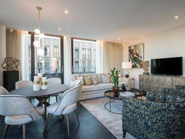 3 Bedrooms Flat for rent in 4 Charles Clowes Walk, Vauxhall SW11