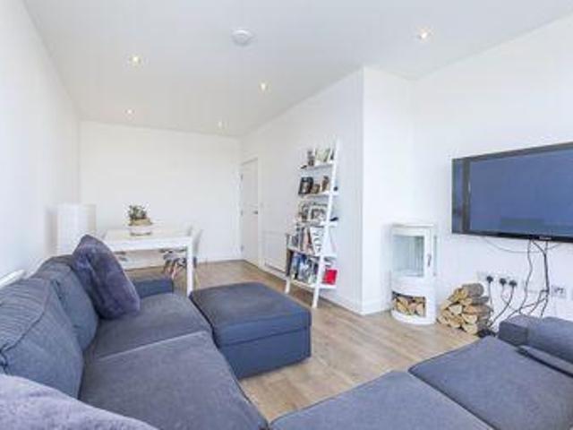 3 Bedrooms Flat for rent in 5 Nicholson Square, London E3