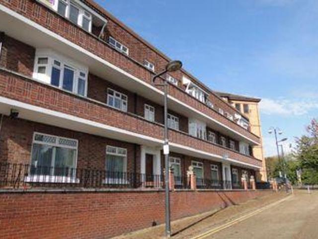 3 Bedrooms Flat for rent in Coldstream Terrace, Cardiff, South Glamorgan CF11