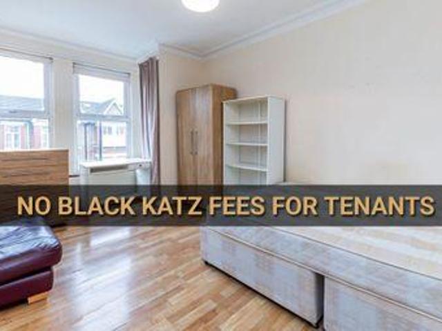 3 Bedrooms Flat for rent in Coleraine Road, London N8
