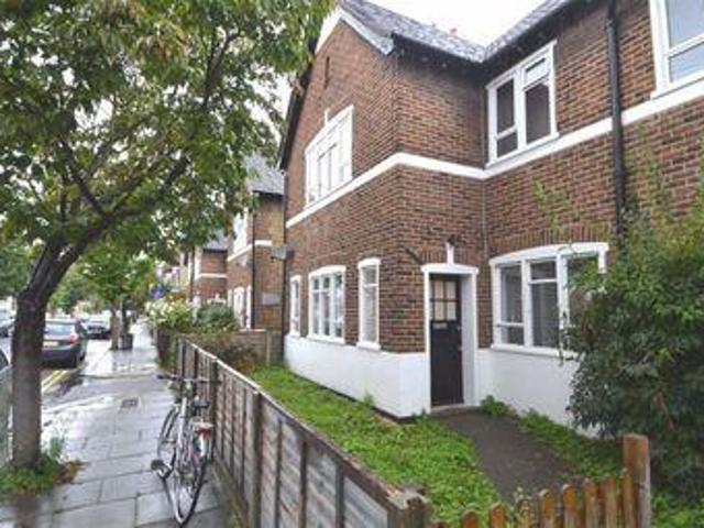 3 Bedrooms Flat for rent in Colwith Road, Hammersmith W6
