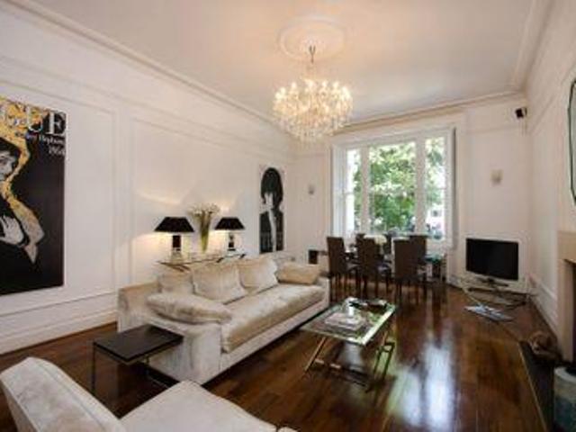 3 Bedrooms Flat for rent in Cornwall Gardens, South Kensington SW7
