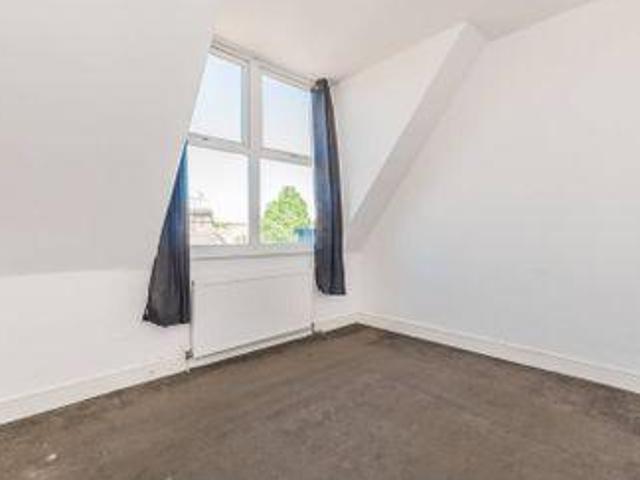 3 Bedrooms Flat for rent in Corporation Street, Stratford E15
