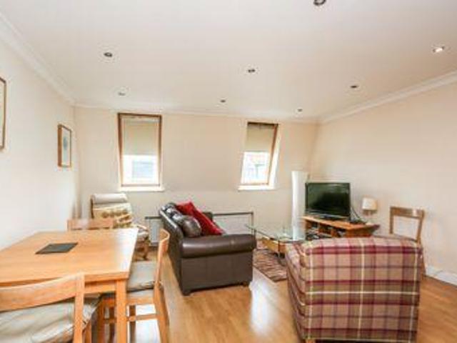 3 Bedrooms Flat for rent in Cortayne Road, London SW6