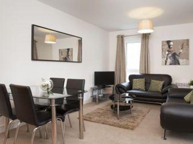 3 Bedrooms Flat for rent in Cathcart Road, London SW10