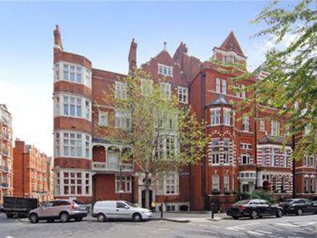 3 Bedrooms Flat for rent in Cadogan Gardens, London SW3