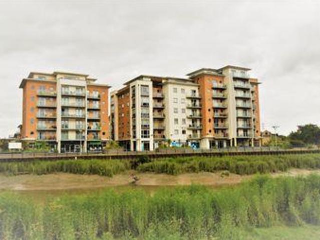 3 Bedrooms Flat for rent in Caelum Drive, Colchester CO2
