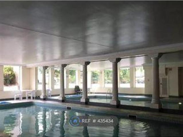 3 Bedrooms Flat for rent in Caledonian Crescent, Edinburgh EH3