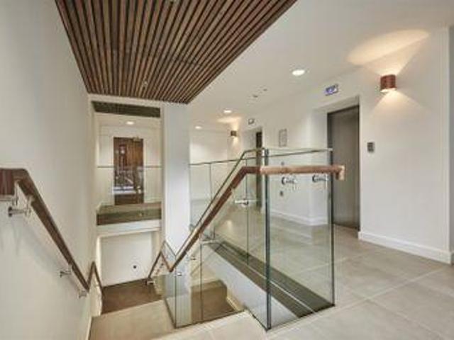 3 Bedrooms Flat for rent in Cambridge Street, Manchester M1