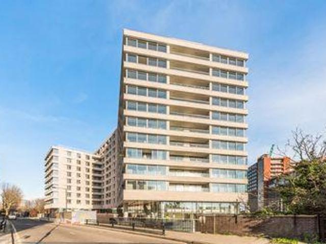 3 Bedrooms Flat for rent in Camley Street, Kings Cross, London N1C