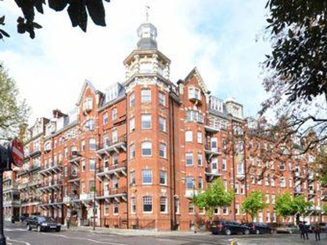 3 Bedrooms Flat for rent in Campden Hill Court, Campden Hill Road, London W8