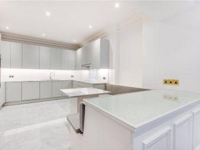 3 Bedrooms Flat for rent in Carlton Lodge, 37 39, Lowndes Street, Knightsbridge SW1X