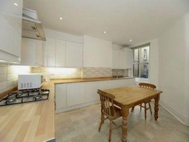 3 Bedrooms Flat for rent in Cecil Mansions, Marius Road, London SW17