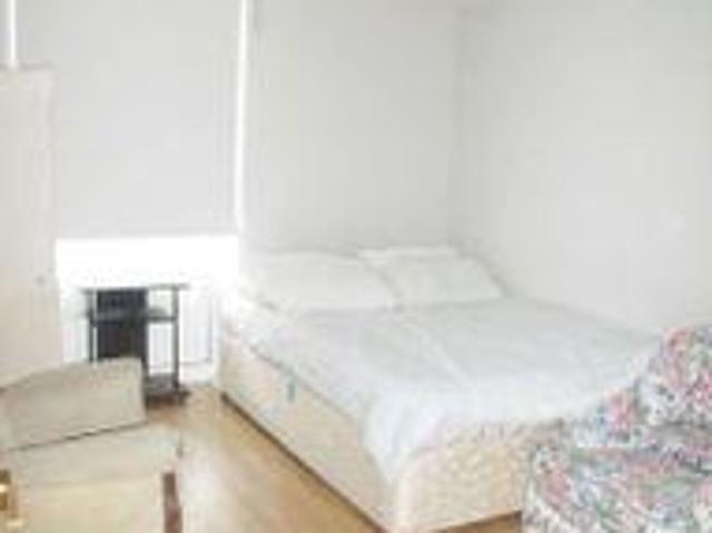 3 Bedrooms Flat for rent in Church St, Edgware Road, Marylebone, St Johns Wood, London NW8
