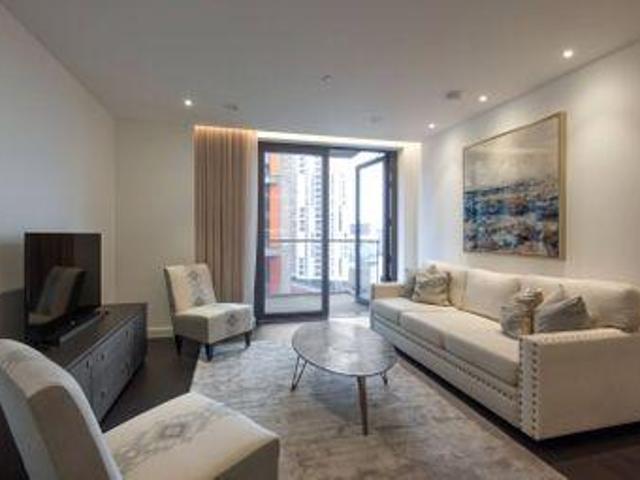 3 Bedrooms Flat for rent in Charles Clowes Walk, London SW11