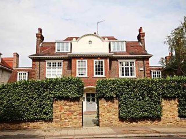 3 Bedrooms Flat for rent in Chartfield Avenue, London SW15