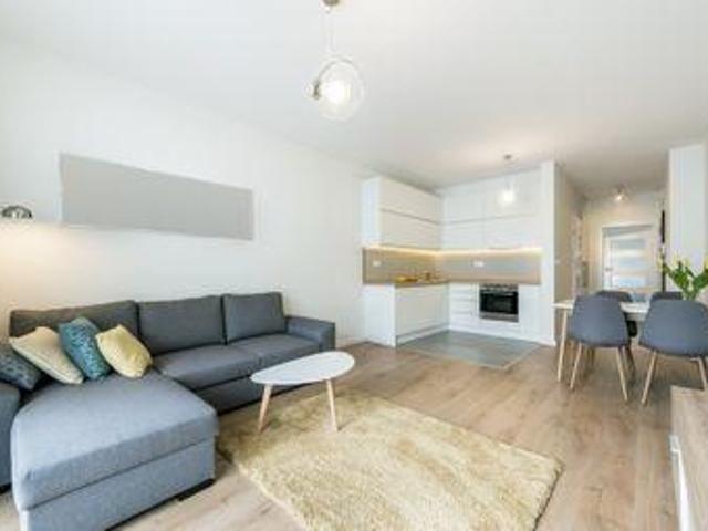 3 Bedrooms Flat for rent in Chaundrye Close, London SE9