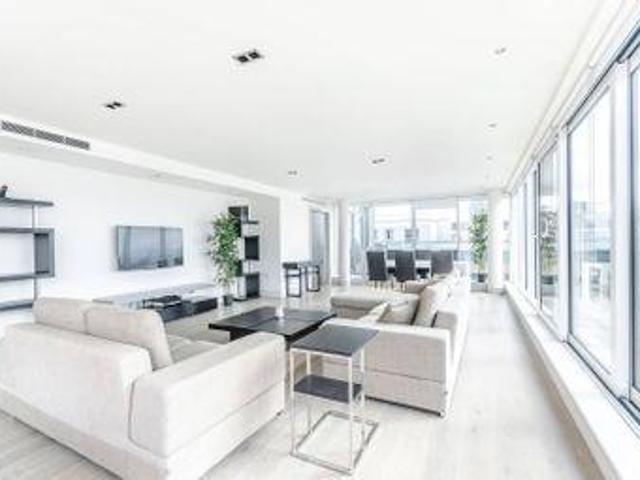 3 Bedrooms Flat for rent in Chelsea Creek, Chelsea Creek SW6