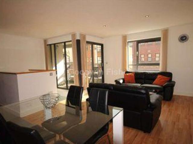 3 Bedrooms Flat for rent in City Point 1, Chapel Street, Salford M3