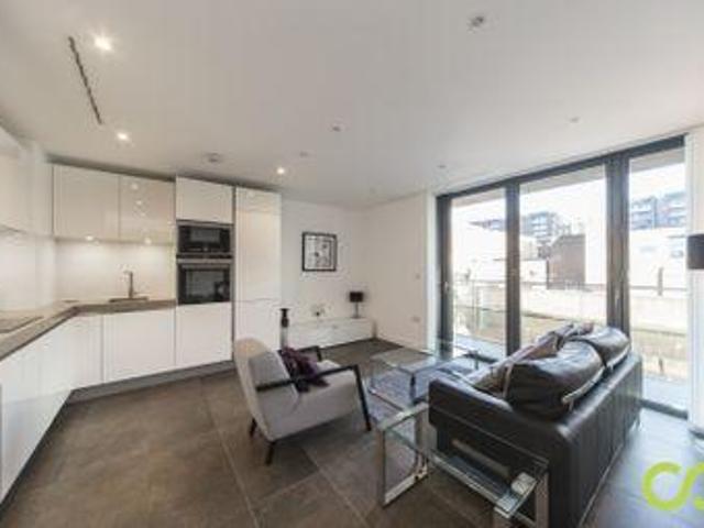 3 Bedrooms Flat for rent in City Road, London EC1V