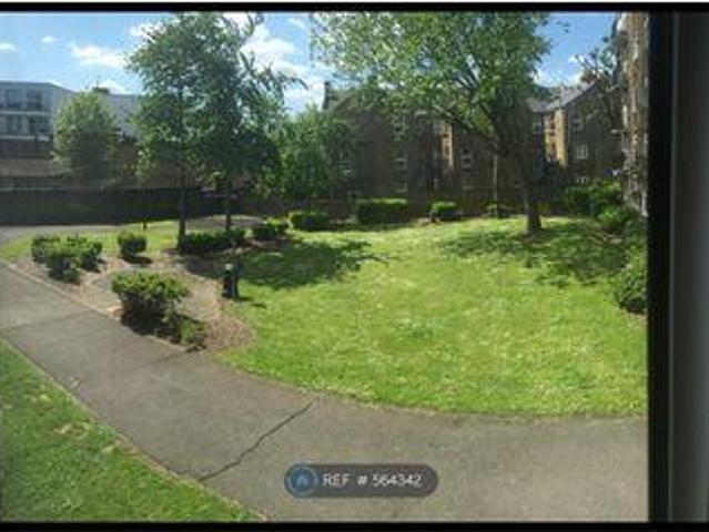 3 Bedrooms Flat for rent in Clapham Road, London SW4
