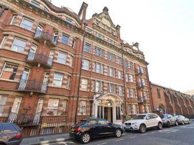 3 Bedrooms Flat for rent in Clarence Gate Gardens, Glentworth Street NW1