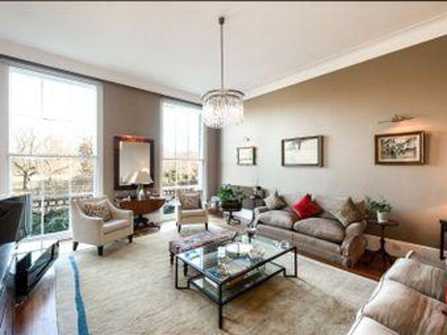 3 Bedrooms Flat for rent in Clarence Terrace, London NW1