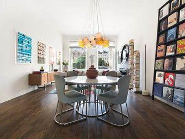 3 Bedrooms Flat for rent in Cleveland Square, London W2