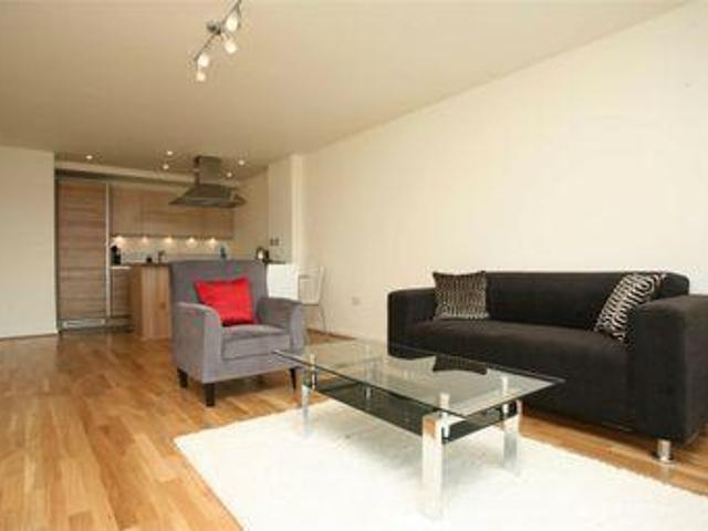 3 Bedrooms Flat for rent in Crowder Street, London E1