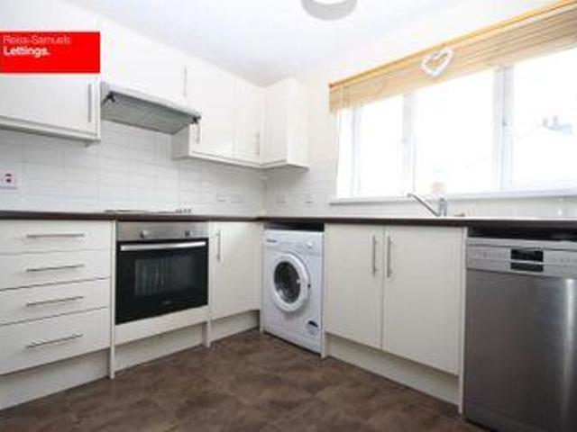 3 Bedrooms Flat for rent in Ambassador Square, London E14, Isle Of Dogs