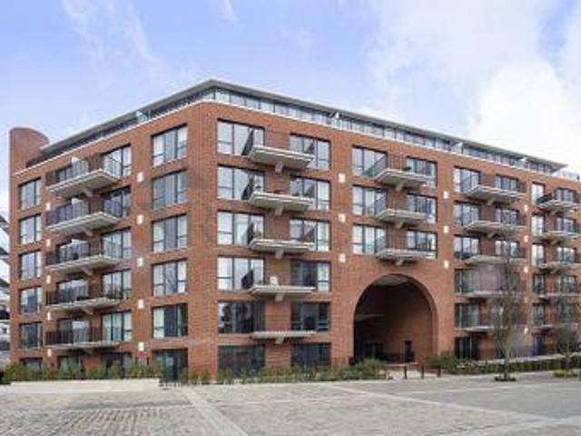 3 Bedrooms Flat for rent in Amphion House, 5 Thunderer Walk SE18