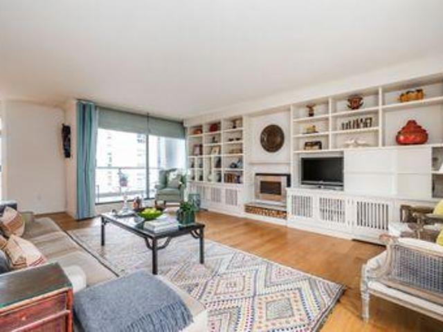 3 Bedrooms Flat for rent in Anhalt Road, London SW11