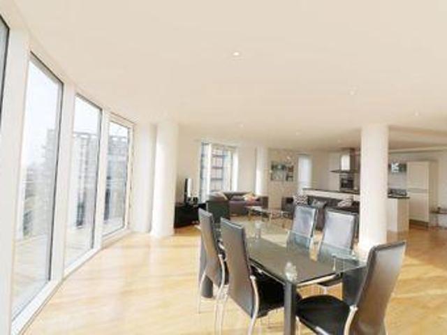 3 Bedrooms Flat for rent in Ability Place 37 Millharbour, Canary Wharf, London E14