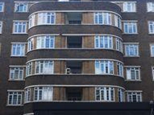 3 Bedrooms Flat for rent in Adelaide Road, Swiss Cottage, London NW3