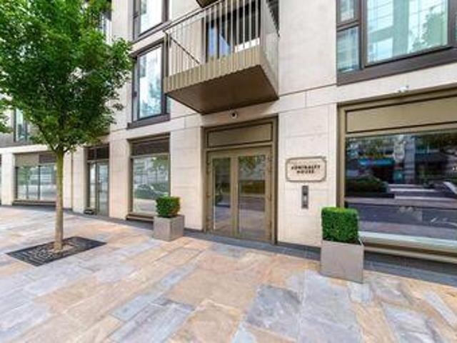 3 Bedrooms Flat for rent in Admiralty House, 150 Vaughan Way E1W